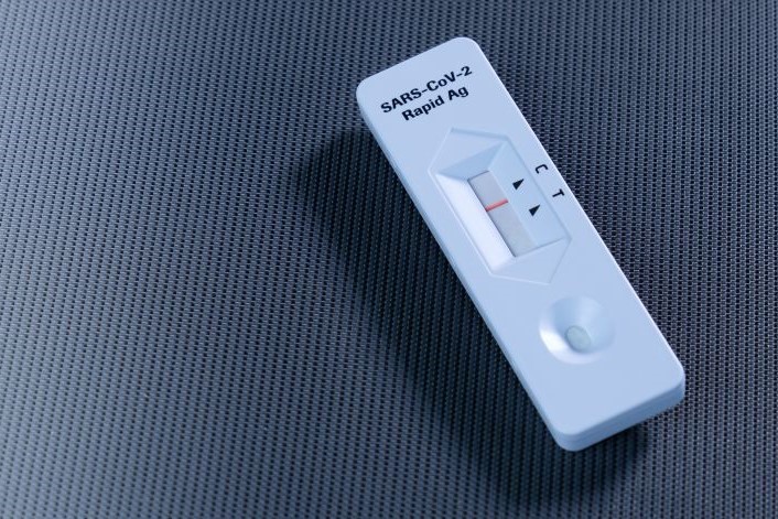 Aktueller Cochrane Review: Wie zuverlässig sind Corona-Schnelltests ...